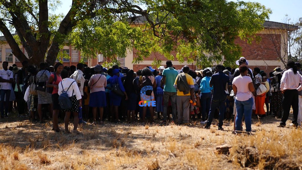 Nurses recruitment: Hundreds stage sit-in at Mpilo Hospital – CITEZW