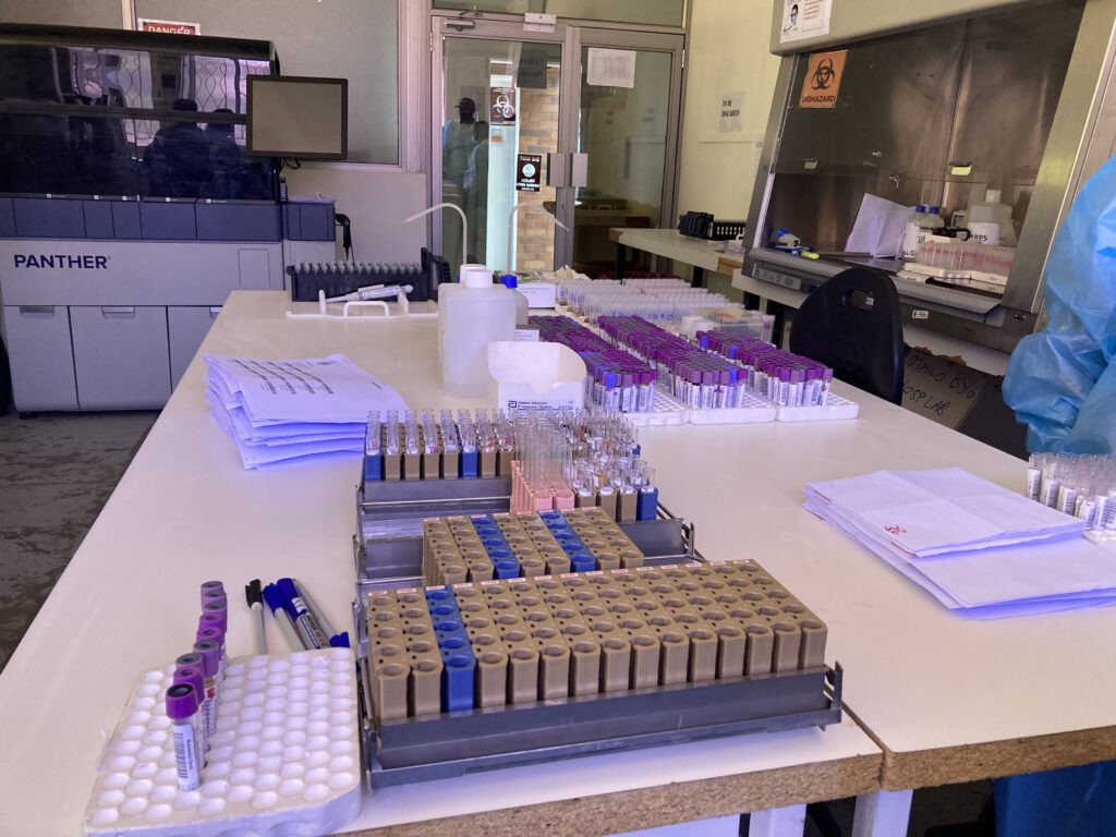 Mpilo Hospital’s lab gains international certification - #Asakhe - CITE