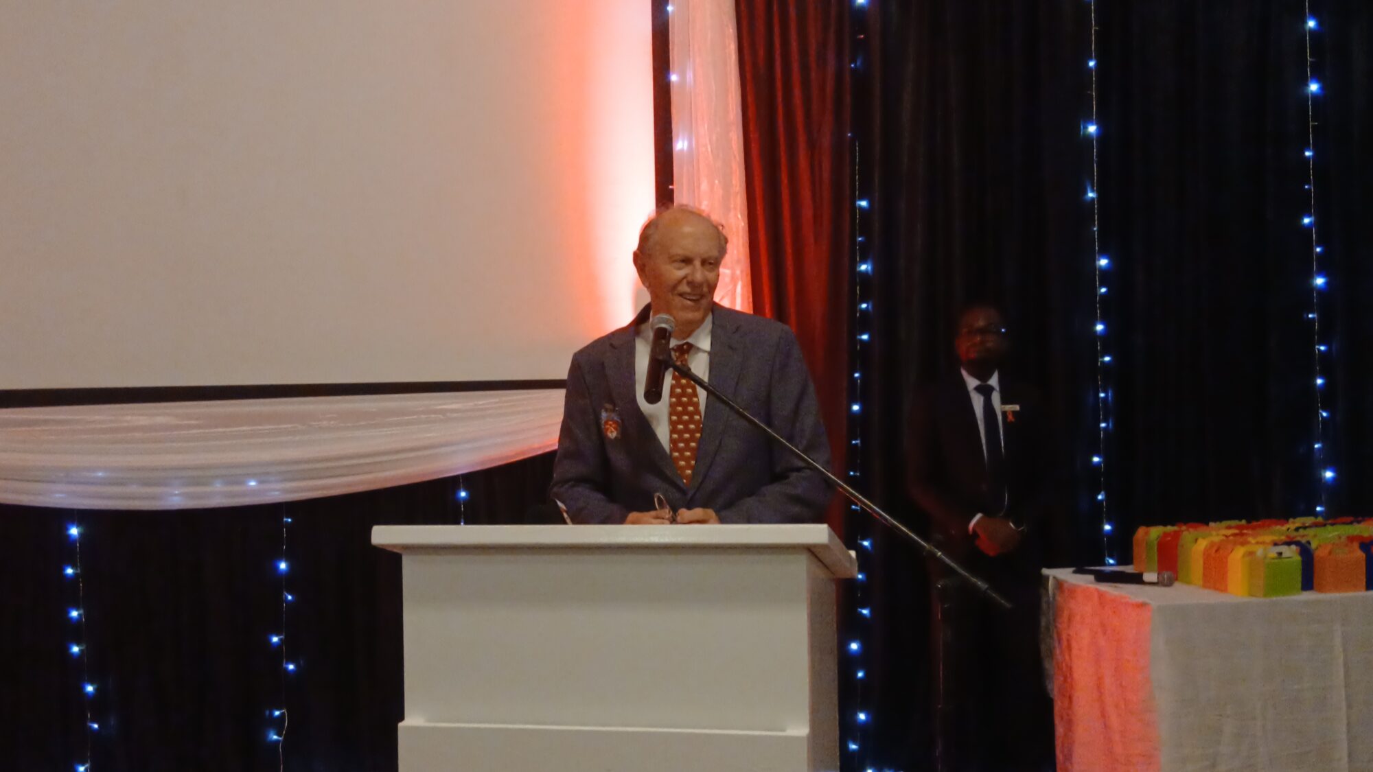 Coltart hosts Christmas lunch for vulnerable children – CITEZW